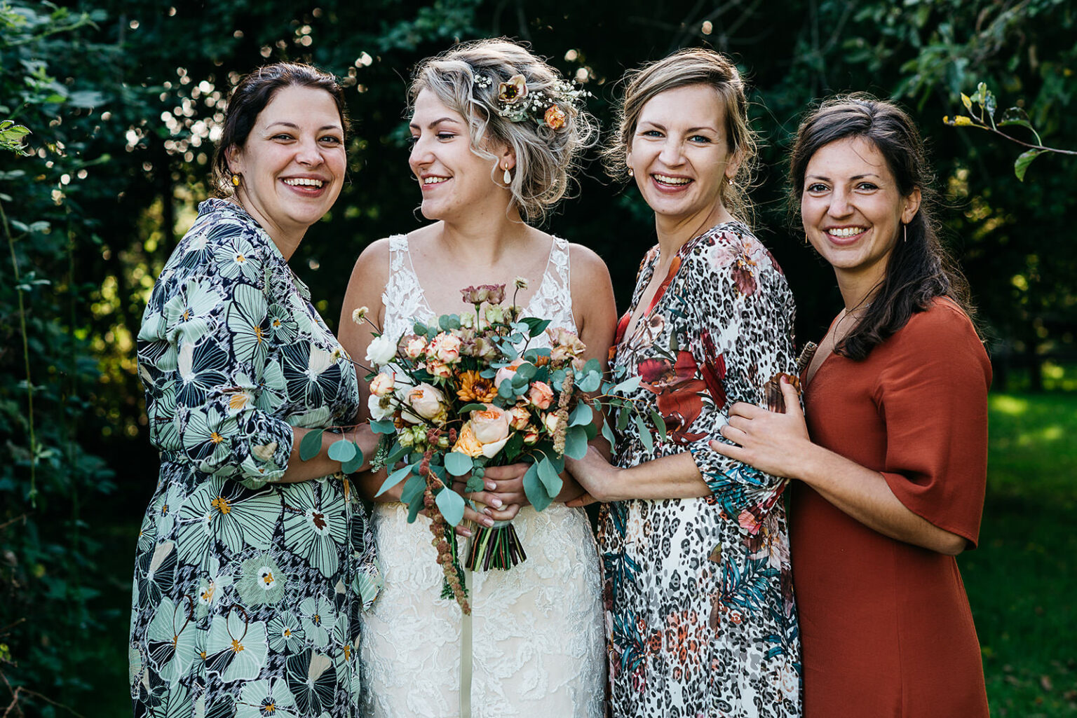 4 Snelle tips voor spontane groepsfoto's | Tessa Bruggink Trouwfotografie